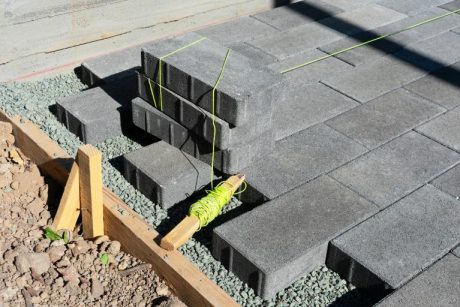 Guide d'installation de Pavé Uni au Québec en 2026Soumission Pavage